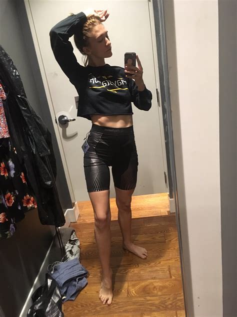 Sydney Amanuels Feet