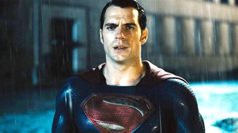 Henry Cavill Belongs In Dcu But Not As Superman Giant Freakin Robot