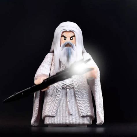 Lord Of The Rings Gandalf Vs Saruman Loot A Brick