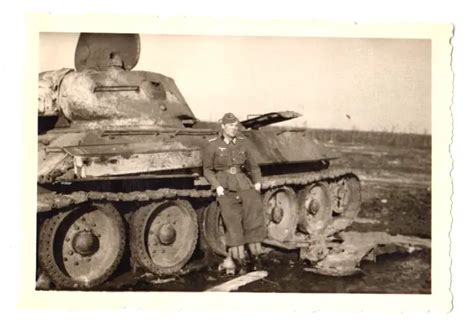 FOTO II WELTKRIEG RUSSLAND Wehrmachts Offizier Vor Panzer T EUR PicClick DE