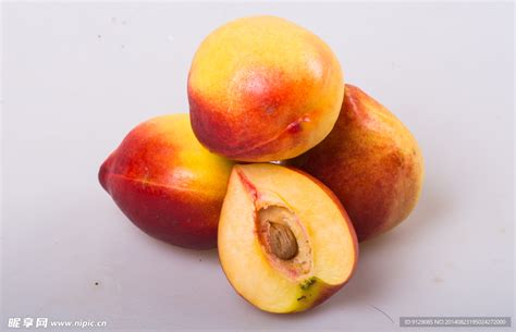 油桃摄影图水果生物世界摄影图库昵图网