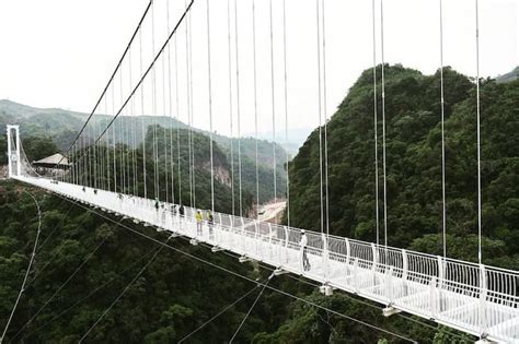 Worlds Longest Glass Bridge Opens In Vietnam As Country Goes Back To