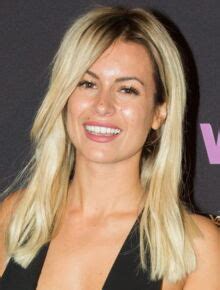 Carla Moreau officiellement divorcée de Kevin Guedj fait de rares