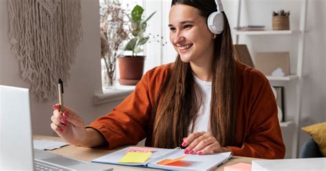 UnADM 2023 Requisitos fechas y qué carreras estudiar gratis
