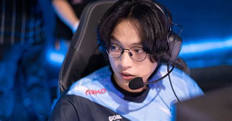 포토 Lck 경기 준비하는 아프리카 프릭스 플라이 송용준
