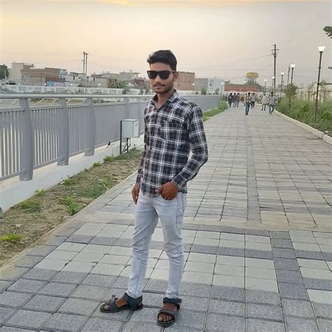 Sahil Patel Sahilrewa143 • Threads Say More