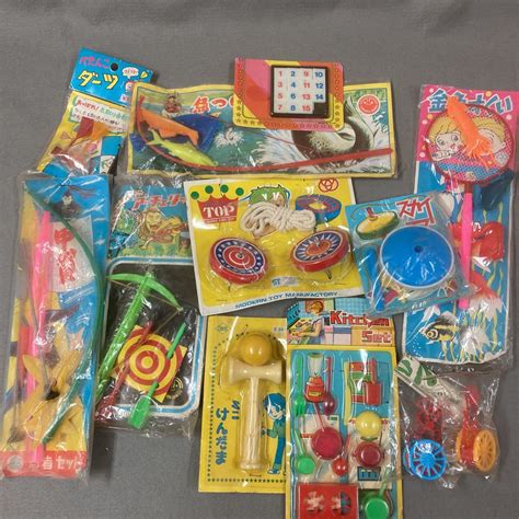 Yahooオークション 昭和レトロ 駄菓子屋 玩具 いろいろセット 当時物