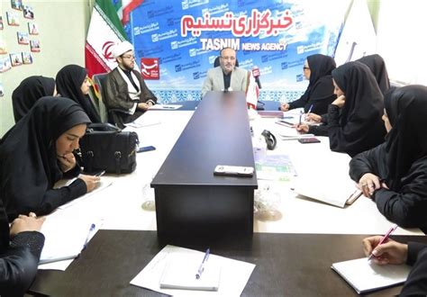 دفاع از انقلاب و تبیین تفکر و روحیه انقلابی گری باید دغدغه اصلی رسانه