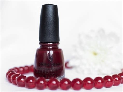 Лаковый Адвокат: China Glaze "Velvet Bow"