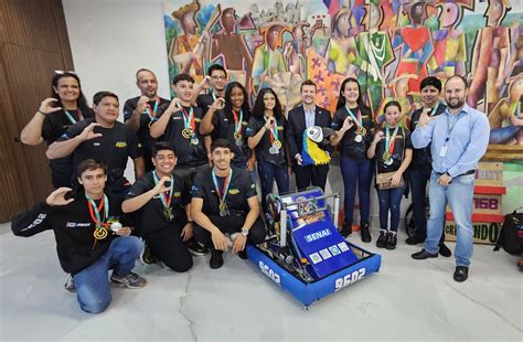 Robótica Em Destaque Governador Homenageia Alunos Do Senai Mt E Seduc Senai Mt Serviço
