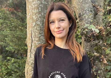 بيرين سات تتضامن مع زملائها أنتم لستم وحدكم