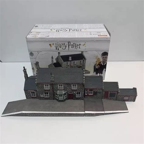 HARRY POTTER HORNBY Hogsmeade Station Building General Office