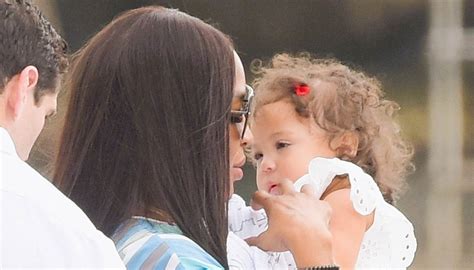 Naomi Campbell Le Foto Rare Della Figlia Che Muove I Primi Passi