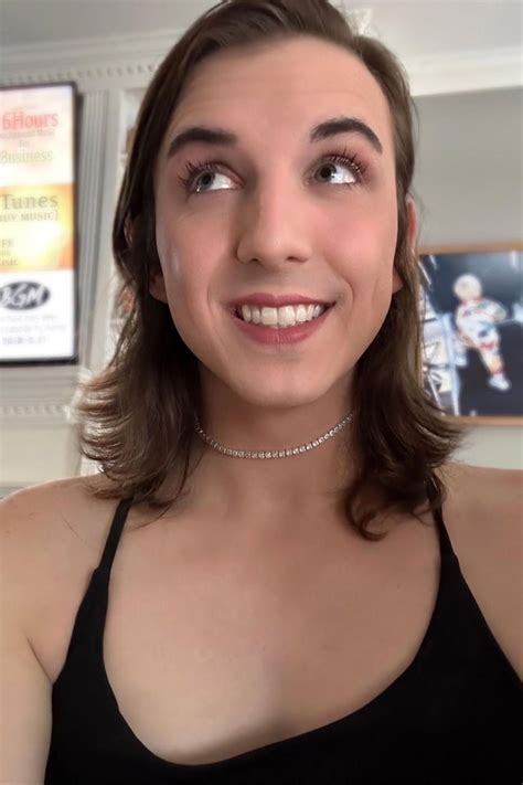 Those Lips Need Hard Cock On Them Kristyson Trans Cocksucker R