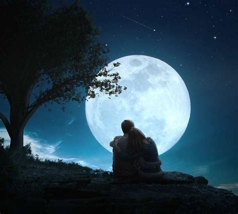 عکس پروفایل لحظات عاشقانه و رمانتیک زوج عاشق در شب مهتابی
