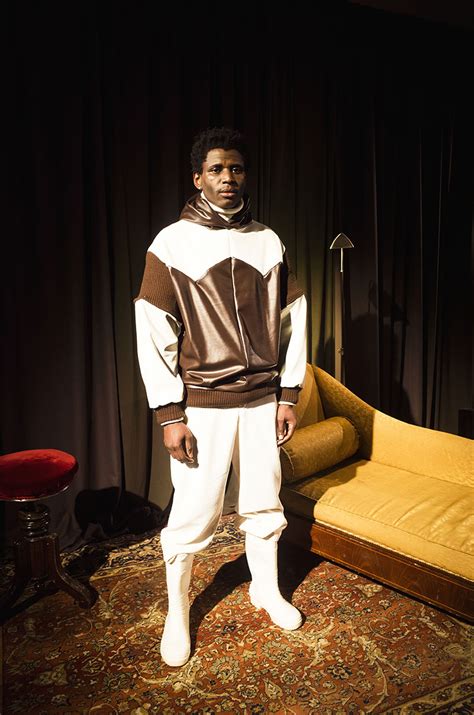 María Urquijo Presenta Nueva Colección Para Su Marca Maria Simun