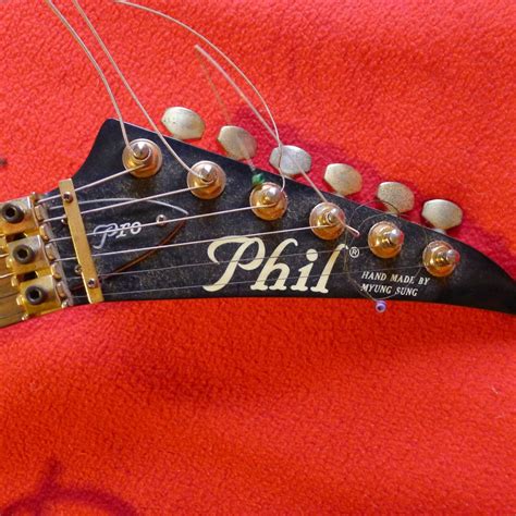 Phil guitars