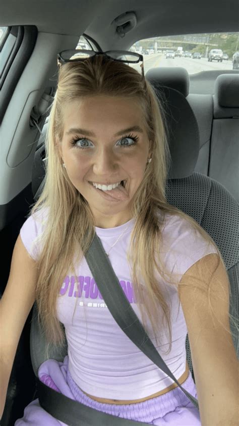 Aniela Leon Sc Selfies Ranielaleon