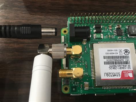 Raspberry Pi 3 で 3g 通信をしてみる。 〜 Raspberry Pi 3 への 3gpi 取付と設定