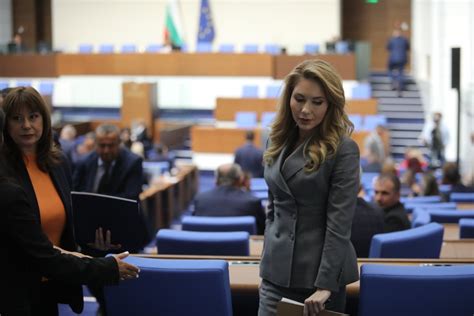 Народното събрание избра Мария Филипова за зам омбудсман Фото галерии Vesti Bg