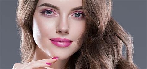 Diferencias Hidratación y Relleno de Labios con Ácido Hialurónico Clínica Medina Tenerife