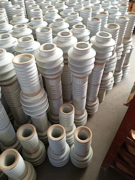 Ipu Russia Type Porcelain Insulator Wall Bushing Insulator Surge