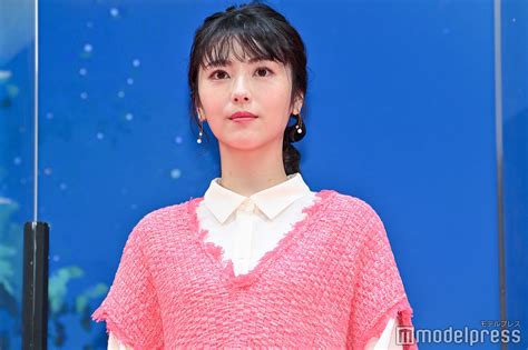 画像915 浜辺美波、金髪制服姿披露「ギャルっぽくて可愛い」の声 モデルプレス