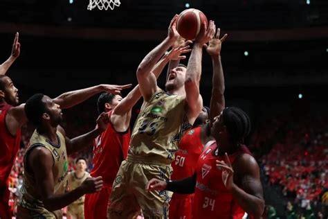 キングス優勝ならず バスケ天皇杯決勝、千葉に大差で敗れる47news（よんななニュース）
