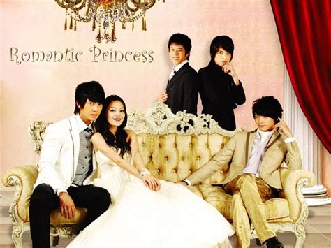 Gambar Foto Wu Chun Tampil Casual Dengan Kemeja Kotak Foto 2 Dari 20