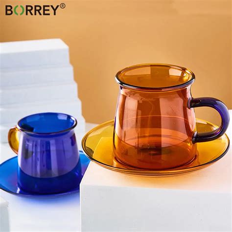 Borrey 컬러 유리 커피 컵 접시 세트 내열성 유리 머그잔 카페 파티 오후의 찻잔과 접시 세트 앰버 선물기타유리