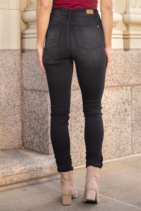 Judy Blue Black High Rise Skinny Jeans · Filly Flair