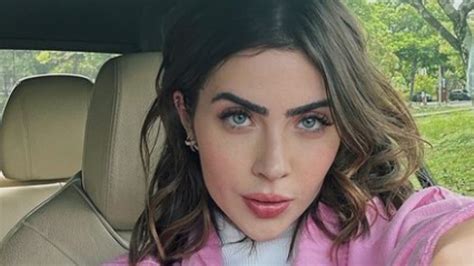Jade Picon exibe silhueta sarada ao trocar de vestido Shape de milhões