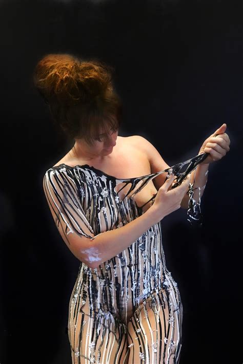 Peeling Latex R BodyPaintNSFW