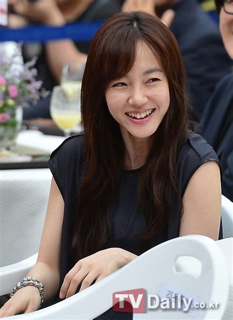 단아한 임수정 최근 모습 연예 포토 토크 네모판