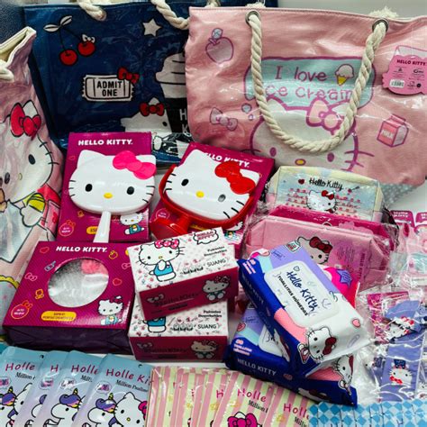 Lote 3 Amigas Hello Kitty Premium Maute Store