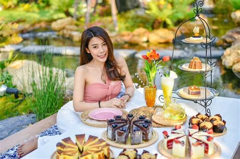 ป้าบุญคาเฟ่ ร้านอาหารมุมถ่ายรูปสวยสดชื่น เหมือนนั่งอยู่กลางป่าธรรมชาติ