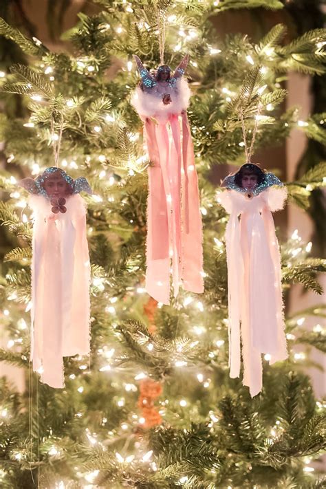 22 Creative And Easy To Make Diy Christmas Ornaments Cottage On