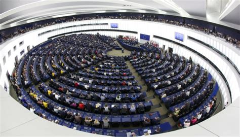 Європарламент схвалив рішення про кримінальну відповідальність за обхід санкцій ЄС