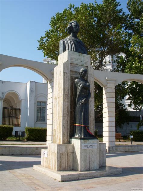 Statuia lui Mihai Eminescu Constanța