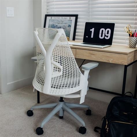 Ghế Công Thái Học Ergonomic Herman Miller Sayl Dandihome