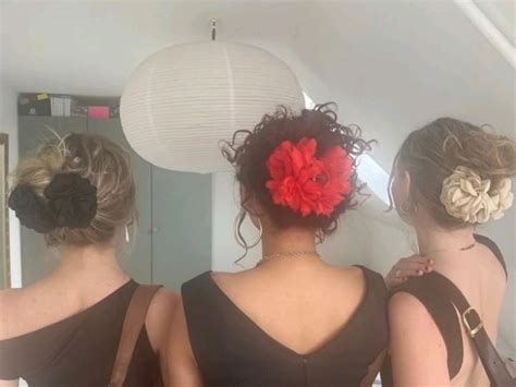 Pin Af Johanne Marquar På Dine Pins Frisureidéer Frisure Hår Ideer