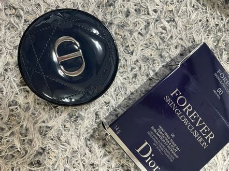 17호 피부 디올 포에버 스킨 글로우 쿠션 00 사용기 피부 표현 예쁜 건성 밝은 쿠션 퓨처리스트 포슬린 1n0 발색 비교 네이버 블로그