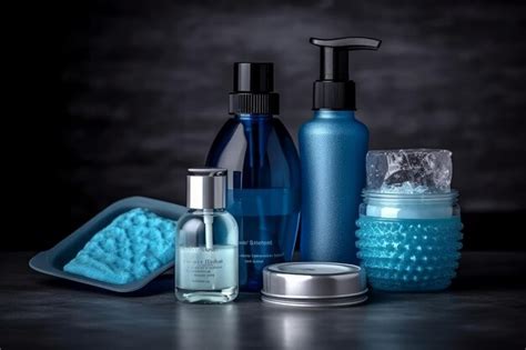 Una Botella De Líquido Azul Junto A Un Recipiente Azul De Desinfectante