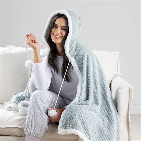 Home Chic Hooded Snuggle Blanket