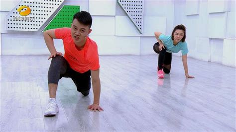 一个热水澡加一套放松动作，快速缓解运动后身体劳累，不酸痛！生活健身运动好看视频