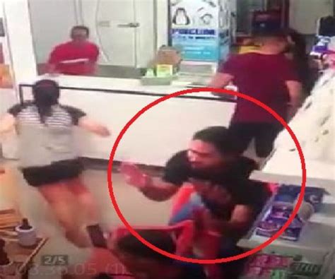 Notícias Câmera de segurança flagra o momento em que jovem é