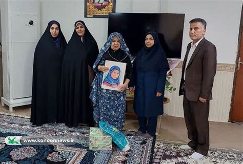 مدیرکل کانون استان بوشهر با مادر شهیده نوجوان بوشهری دیدار کرد کانون
