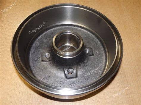 Bęben hamulcowy tylny Opel Corsa C Bębny ABS SKLEP SPRZEDAŻ CZĘŚCI ZAMIENNYCH DO