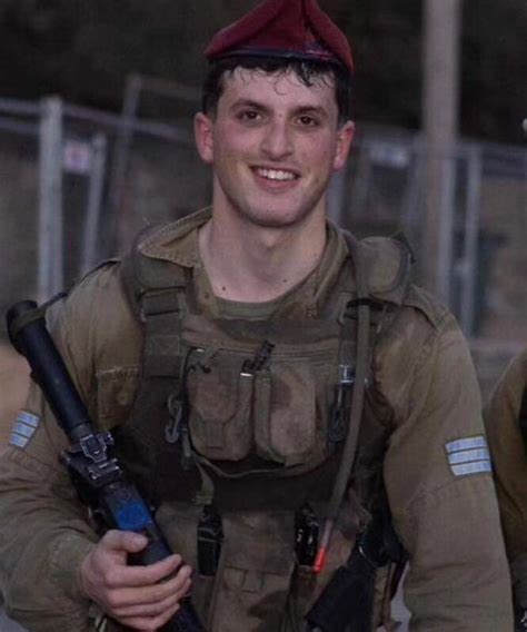 אבא של לוחם כותב אני מבקש שיכירו את בני האהוב איתמר ברוכים איתמר היה לוחם ומפקד בגדוד 101