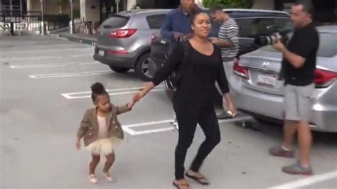 North West La Hija De Kanye West No Quiere Fotos